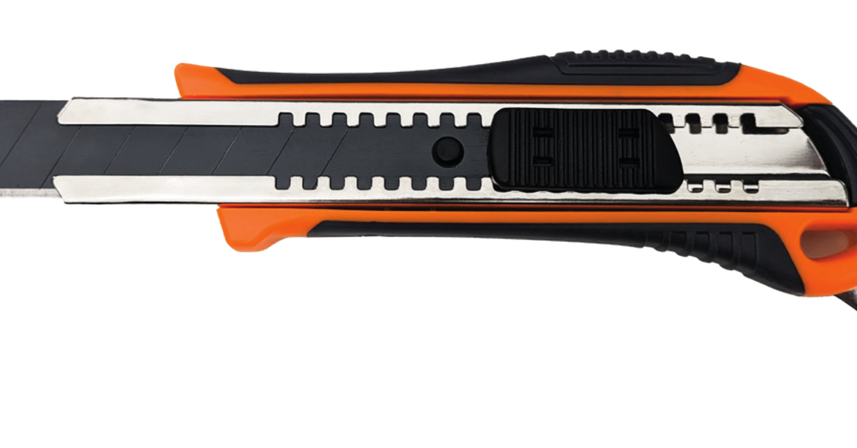 Cutter plastique avec bec multi-fonction - Cutter - e-carreleur