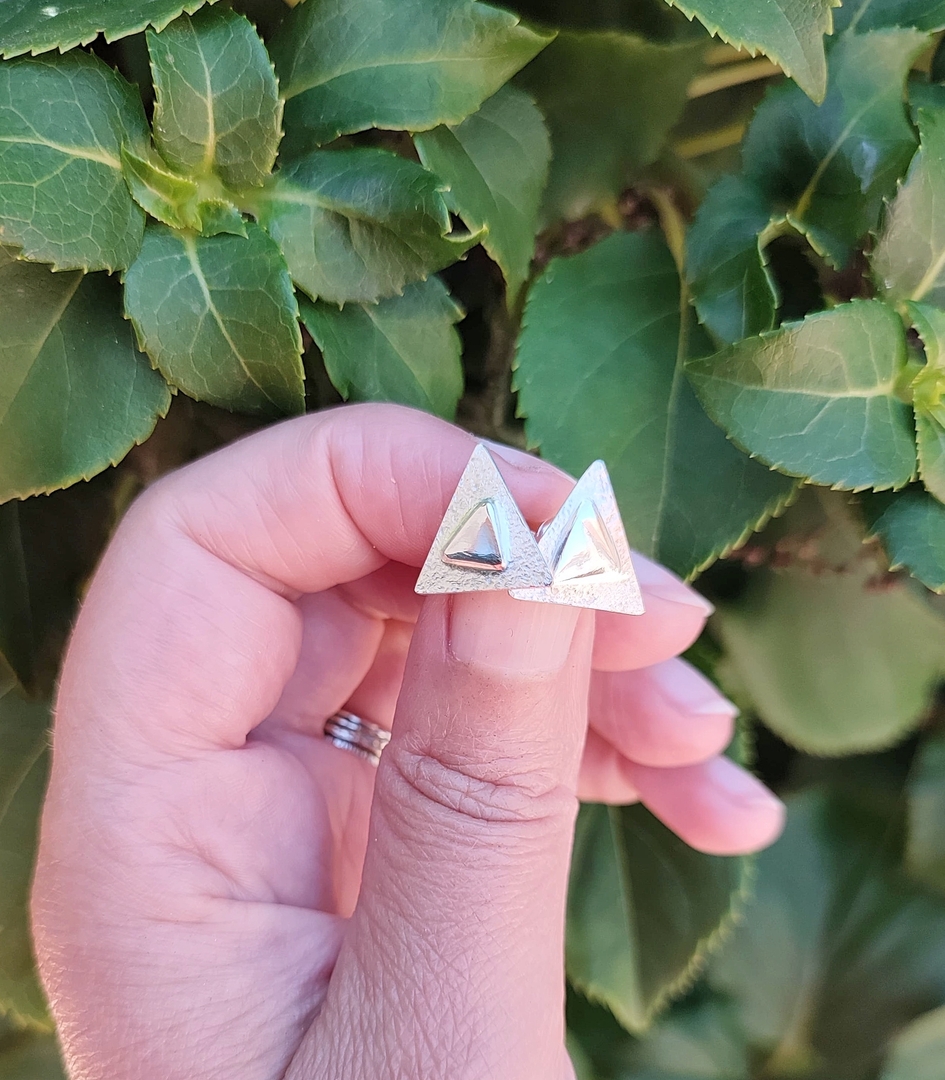 Boucles d'oreilles triangles - Vos commandes - petale-d-argent