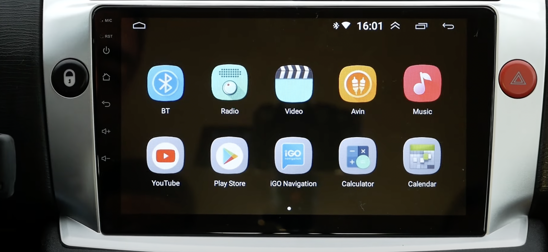 Tablette tactile QLED Android et Apple Carplay sans fil Citroën C4