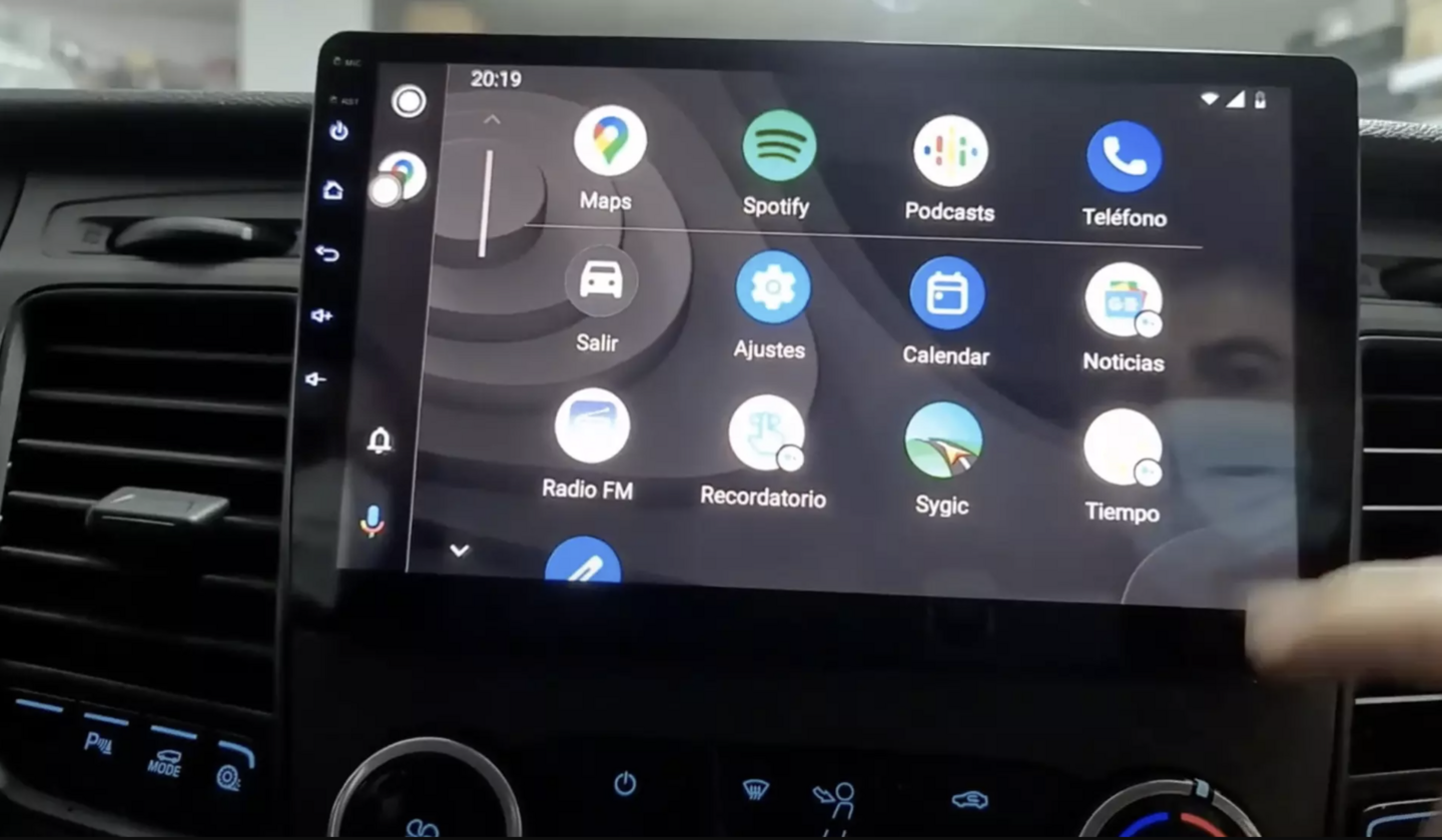Ford Transit : Écran Android 14 Autoradio CarPlay GPS WiFi Tactile