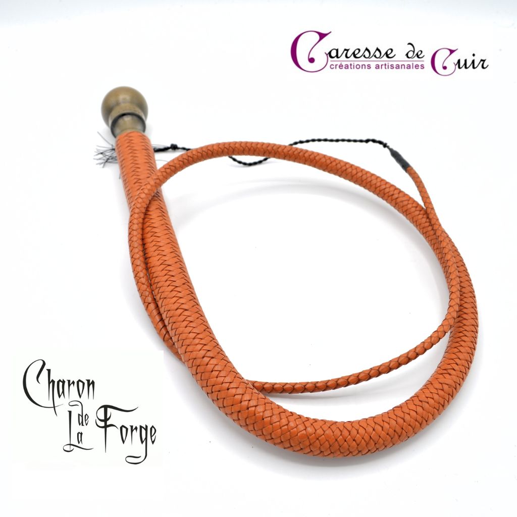 Fouet de Charon marron - Pommeau boule vieil or - Les fouets de CHARON ...