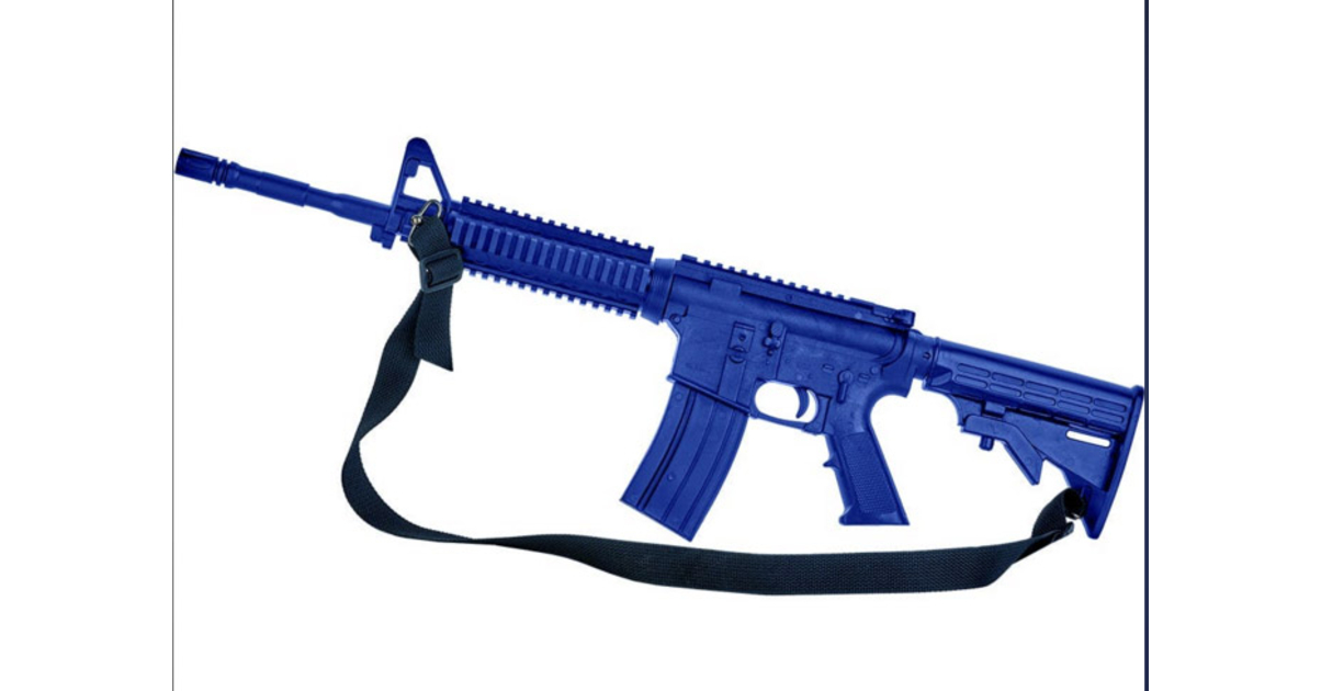 HOW TO LEARN HOW TO USE THE M4 DUMMY ASSAULT RIFLE