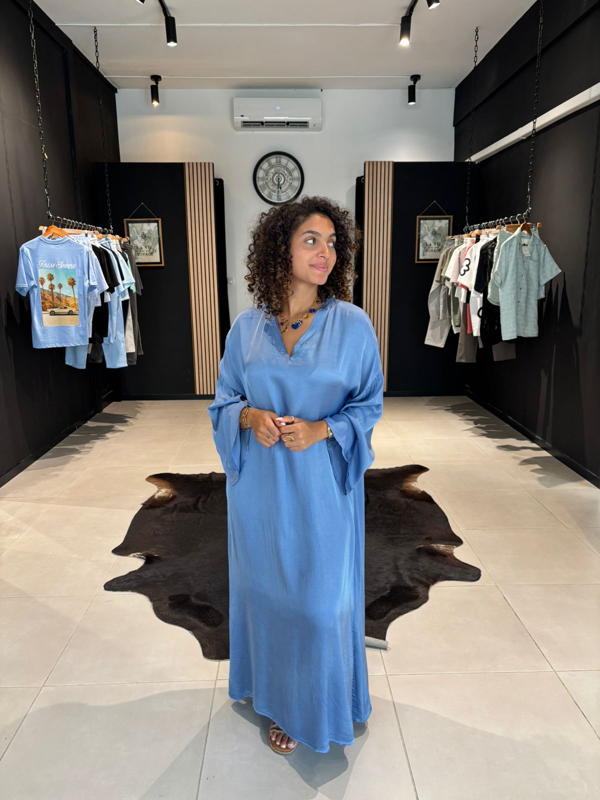 Robe SATINÉE Bleu - Taille unique 36-44 - Prêt à Porter FEMME/Robes ...