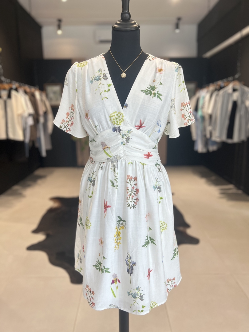 Robe EDEN Blanche - Du S au 4XL - Prêt à Porter FEMME/Robes - PERLE DES ...