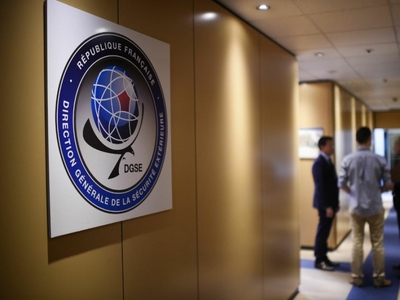 Comprendre l'espionnage : ses méthodes, ses enjeux et ses conséquences.