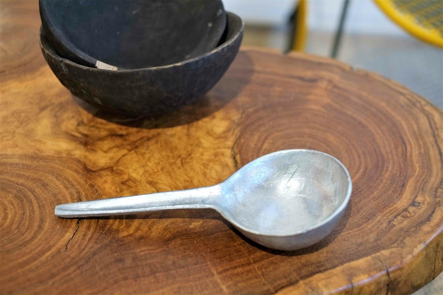 Louche en aluminium du Burkina Faso - Service de table/Couverts de ...