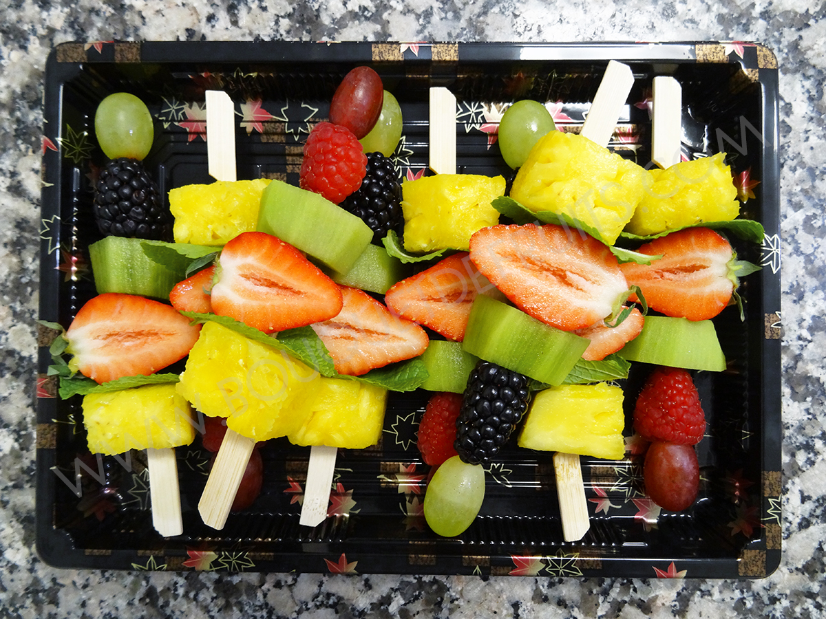 Plateau De Brochettes De Fruits - Bouquet De Fruits