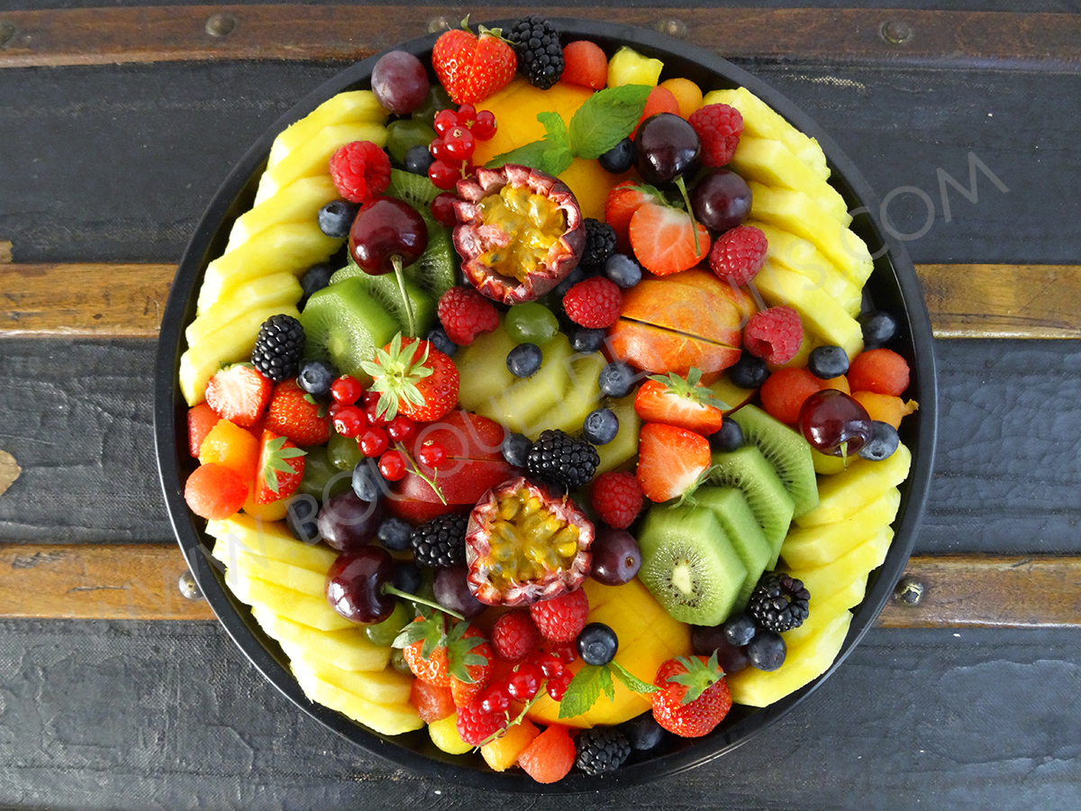 Plateau De Fruits Tranchés - Idée Cadeau Bouquet De Fruits