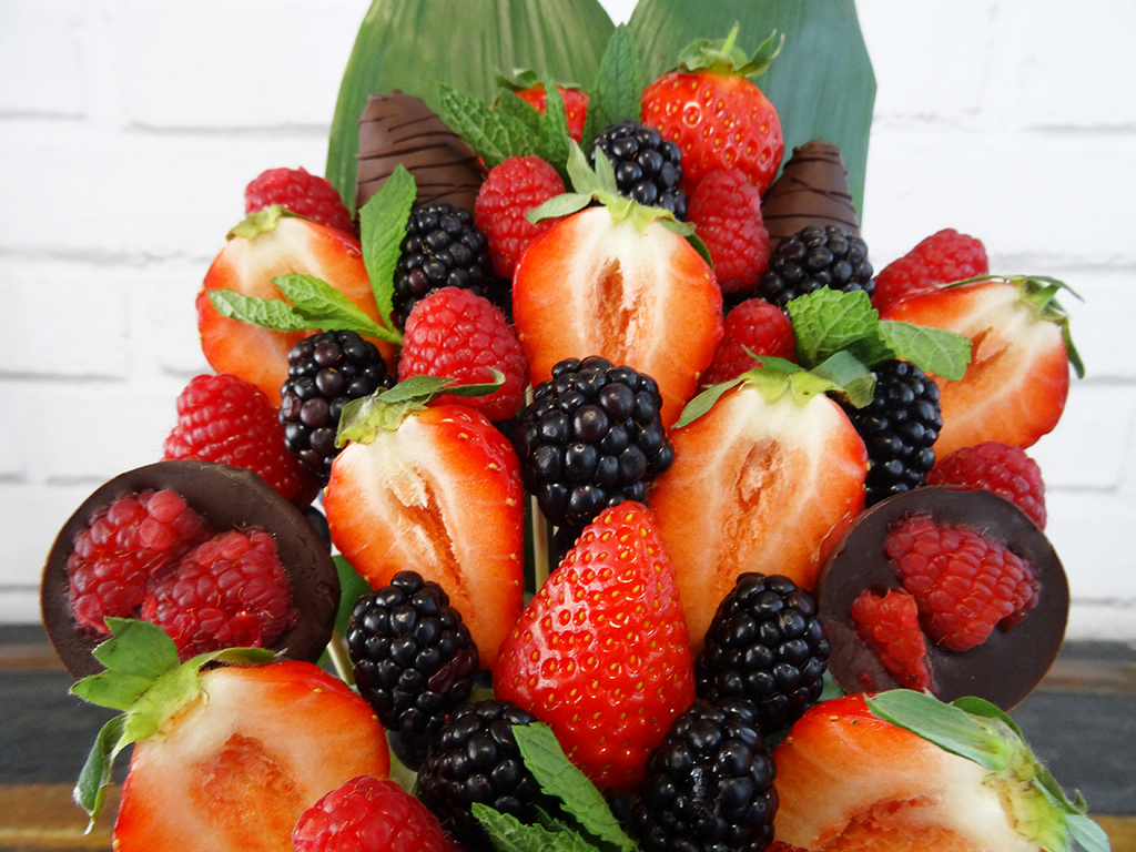Bouquet De Fruits Ruby - Fruits Rouges & Fraises Chocolat