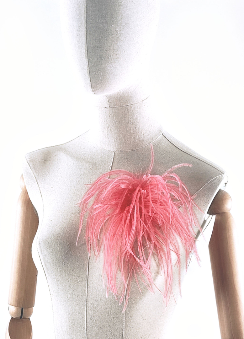 Broche en plume d'autruche vaporeuse, bleu, vert ou rose