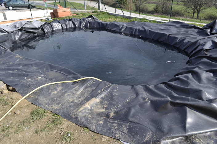 Construction d'un bassin de jardin avec bâche EPDM