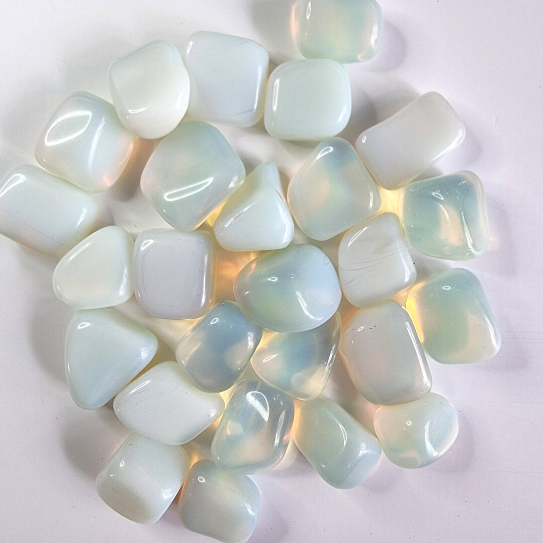 Opalite Pierre Roulée GemmothÈque Manufacture Des Merveilles