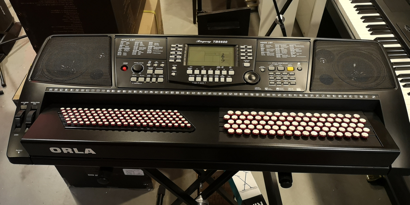 Synthé arrangeur ORLA RINGWAY TB 6600 touches boutons - PIANOS ...