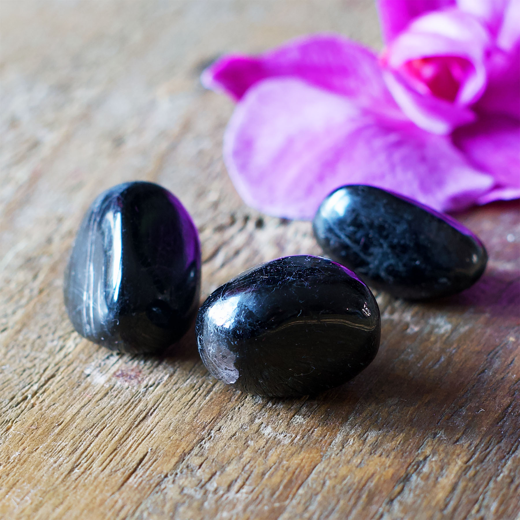 Vertus de l'Hypersthène | Miraclesmineraux.com