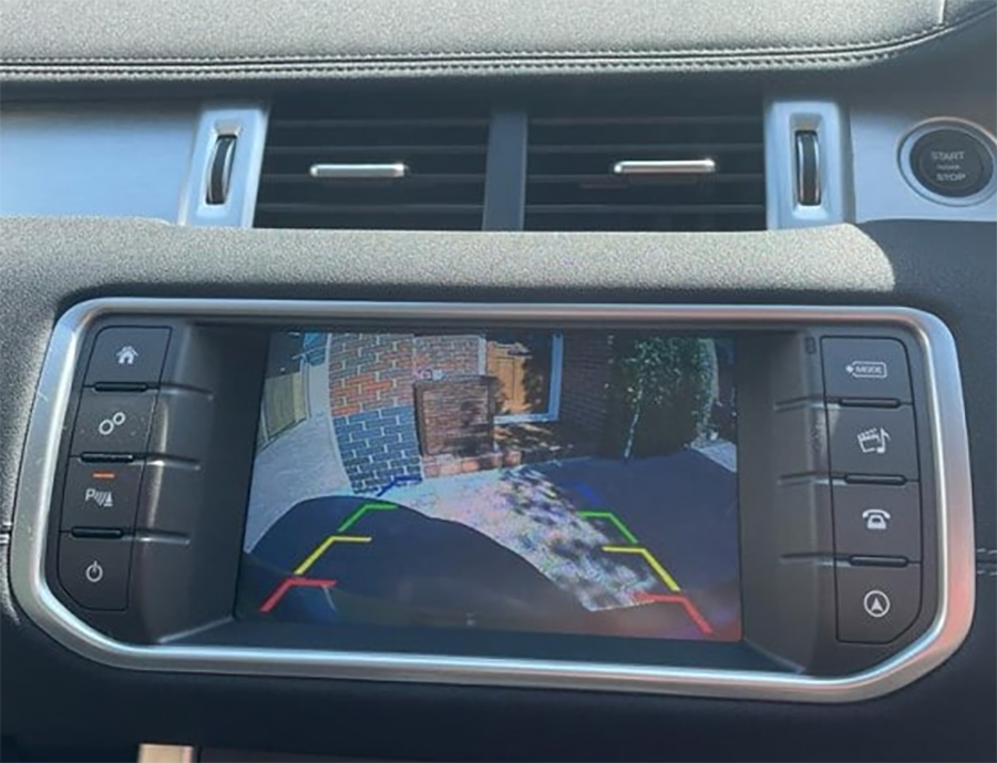 Range Rover Evoque : Caméra Ajoutée Écran Original