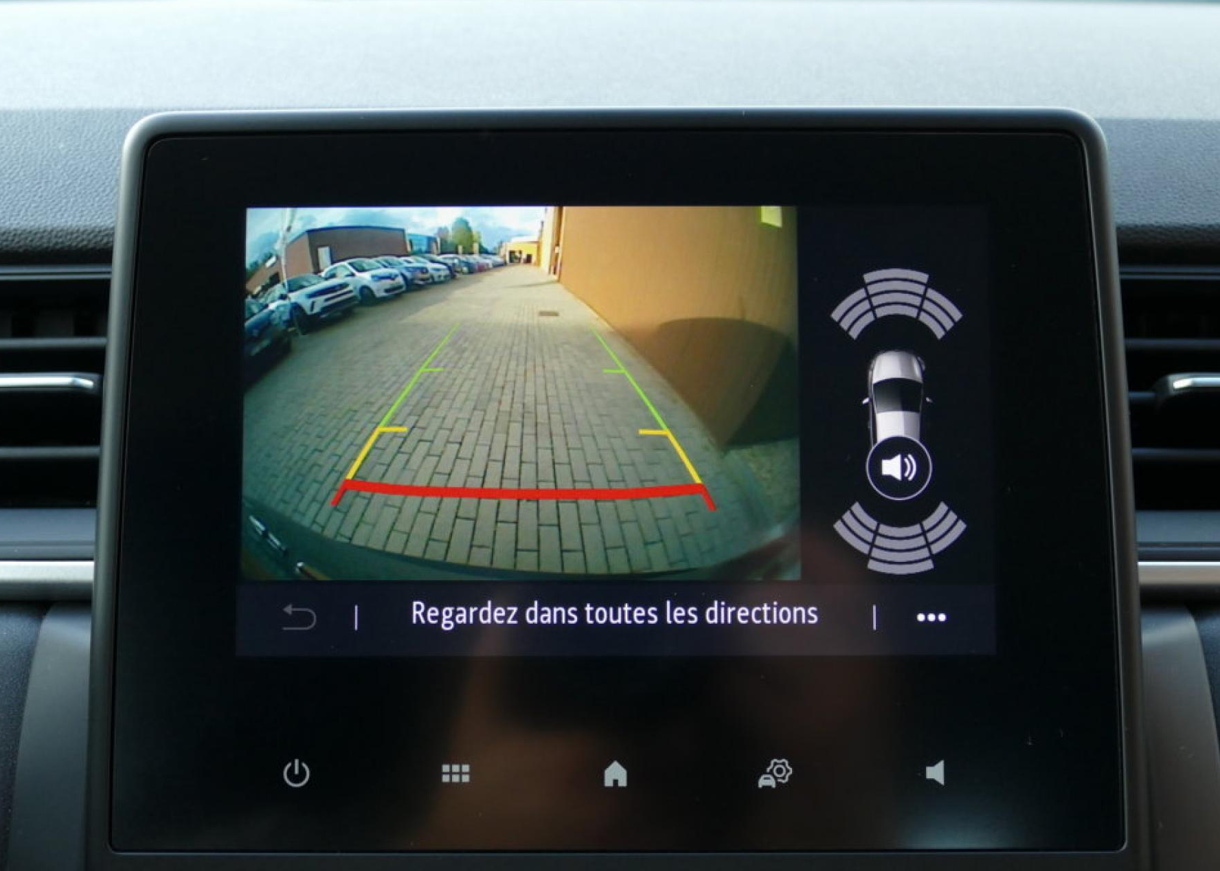 Renault Captur : Kit Caméra pour Écran Bord | Interface