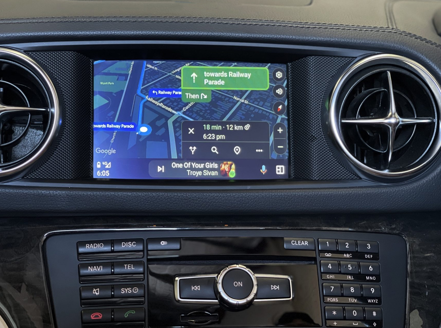 Mercedes : Android Auto sans fil + Netflix | Youtube