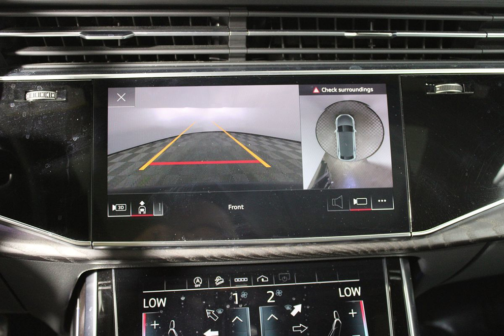 Audi Q8 : Kit Caméra Recul pour Écran Constructeur