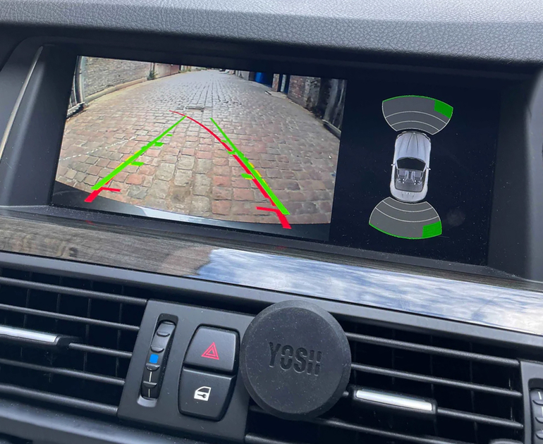 BMW Série 5 F10 : Caméra Arrière Écran Bord | Interface