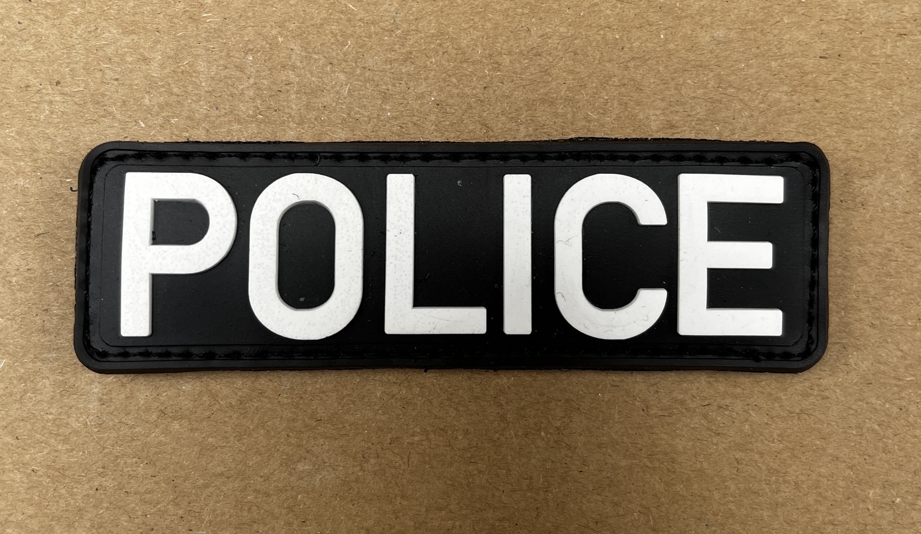 Patch PVC 3D "Police" Noir & Blanc - 10x3cm avec Velcro
