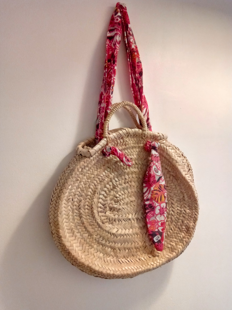 Les panier raphia pleins - Sacs grand format/Paniers raphia - entre ...