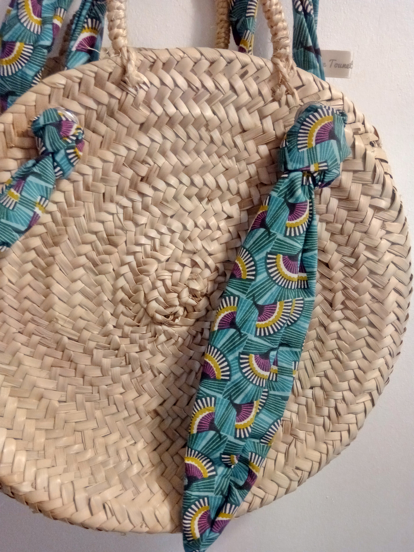 Les panier raphia pleins - Sacs grand format/Paniers raphia - entre ...