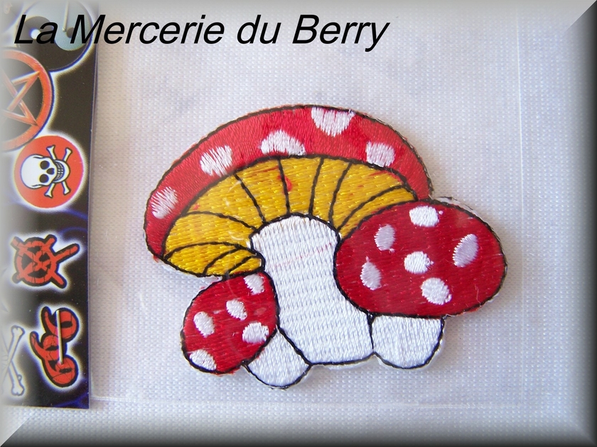 Ecusson champignons - Les Ecussons - La Mercerie du Berry