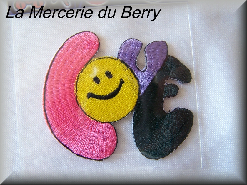 Ecusson "LOVE" - Les Ecussons - La Mercerie du Berry