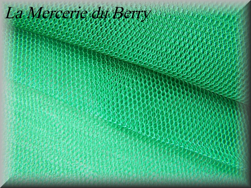 Tissu tulle, vert - Les Tissus/Tulle - La Mercerie du Berry