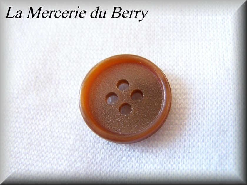 Bouton marron - Les Boutons/Classique - La Mercerie du Berry