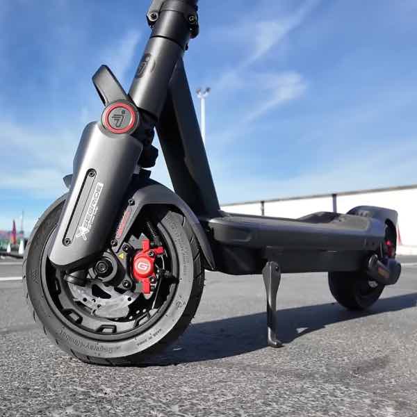 Trottinette electrique SEGWAY GT3PRO La double moteur puissante By SEGWAY