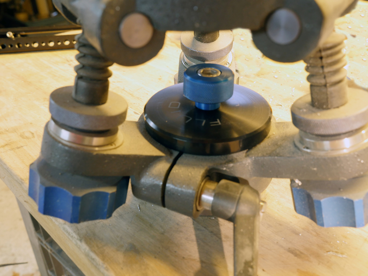 Plaque de retenue European Coupling - Machinerie - fluidmotion