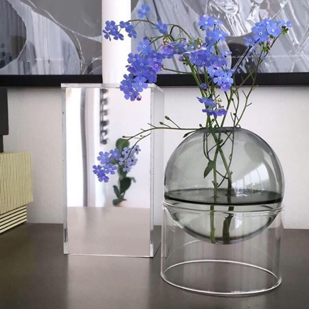 Vase rond en verre de style nordique - Maison & Déco/Vases - Merci Boutique