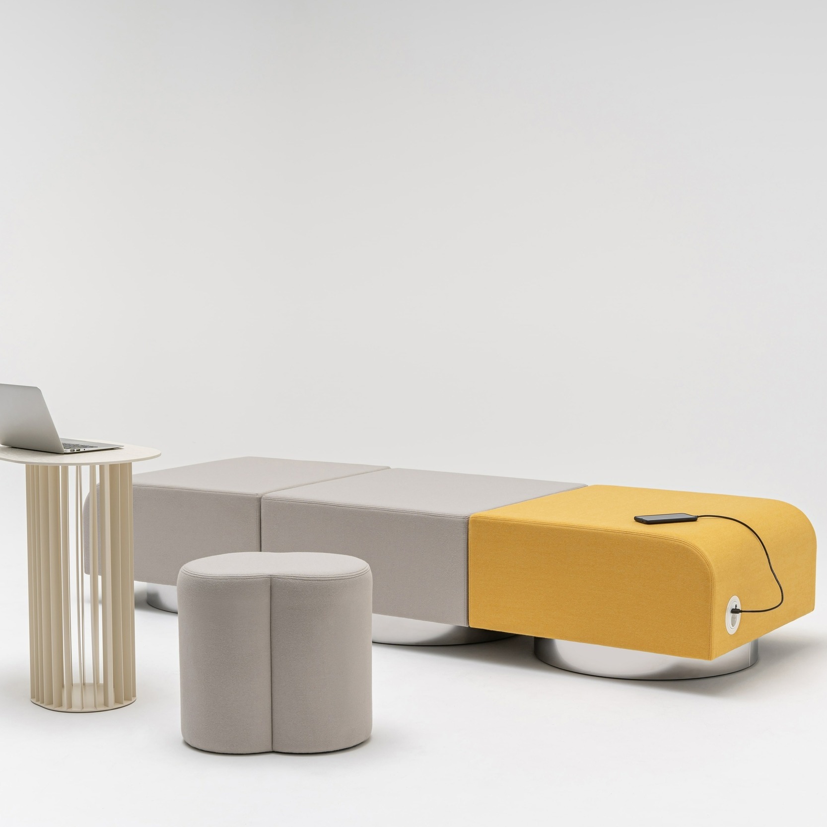 Pouf design contemporain confortable et ergonomique - La Bureauthèque