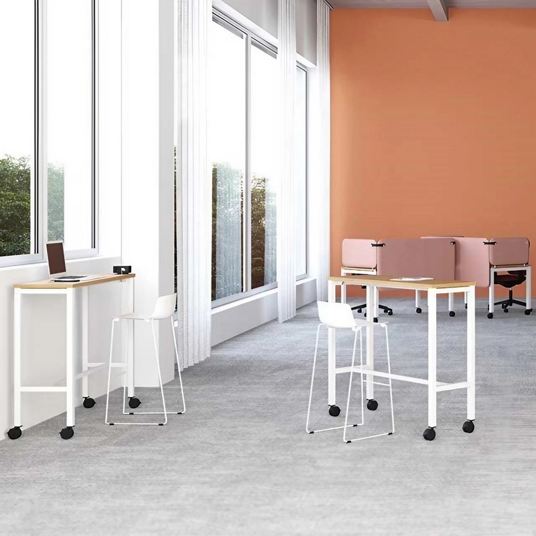 Table haute mobile avec piètement acier à roulettes