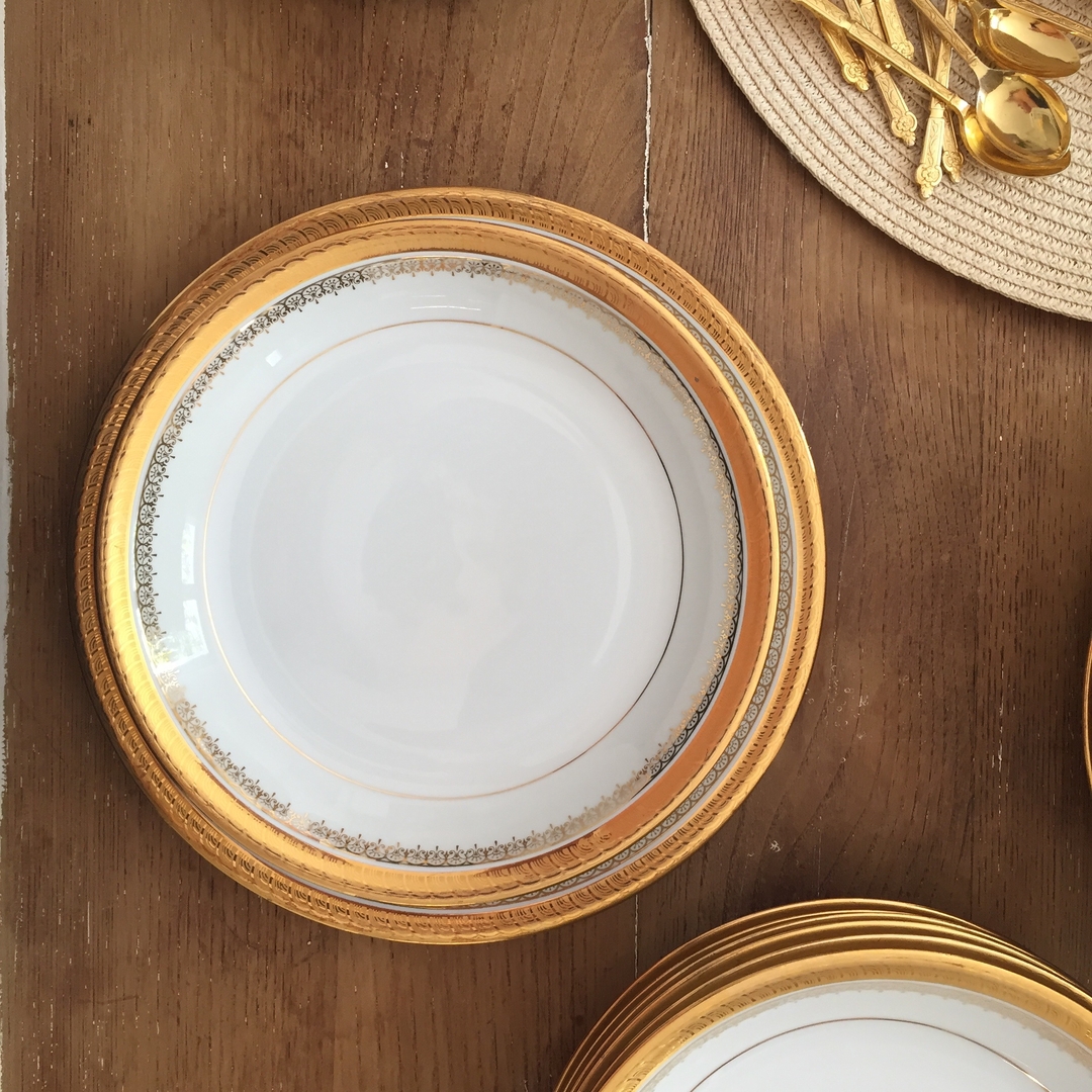 ASSIETTE PORCELAINE LISERÉ DORÉ - VAISSELLE/Assiettes - chineuse-de ...
