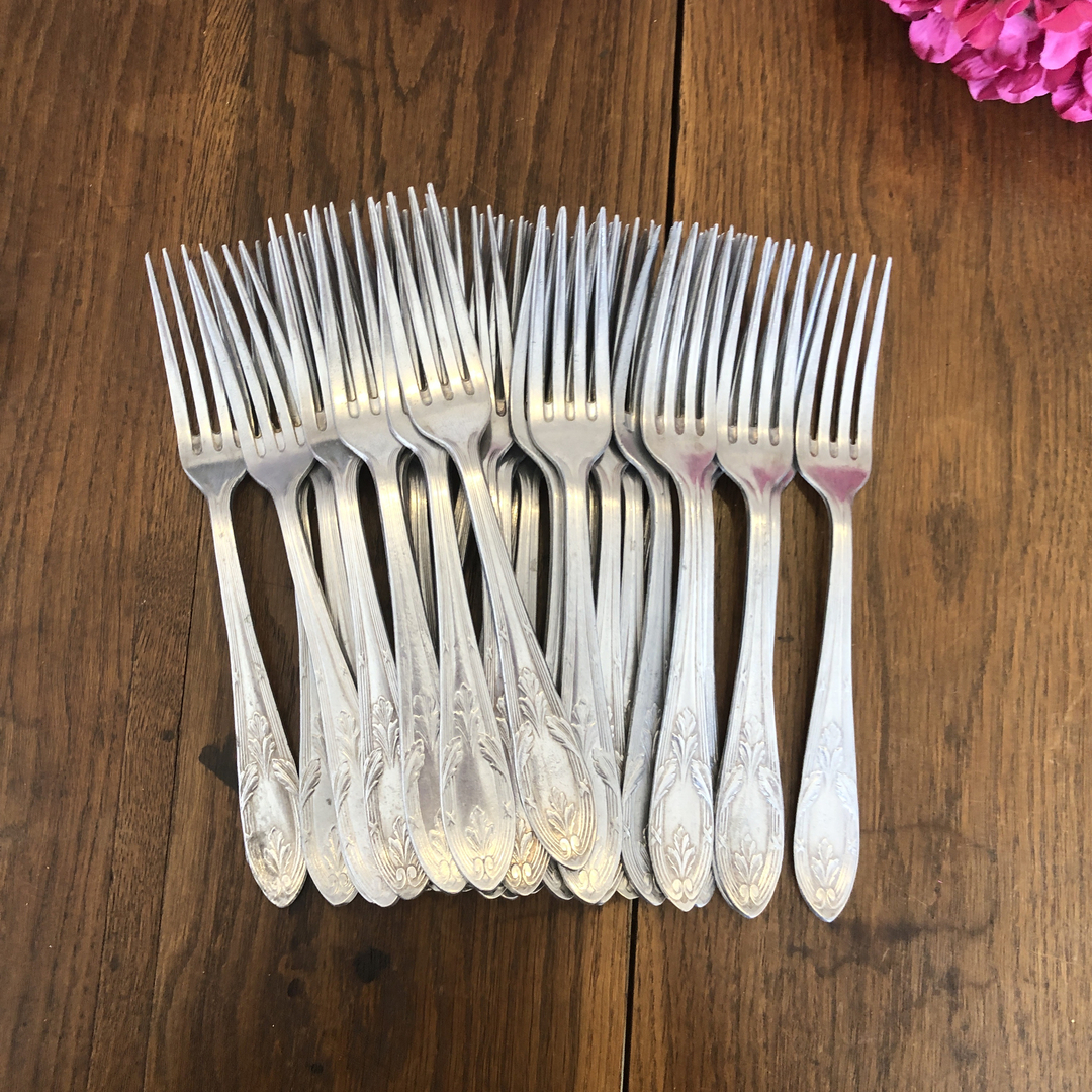 Lot de 8 fourchettes anciennes - VAISSELLE/Couverts - chineuse-de ...