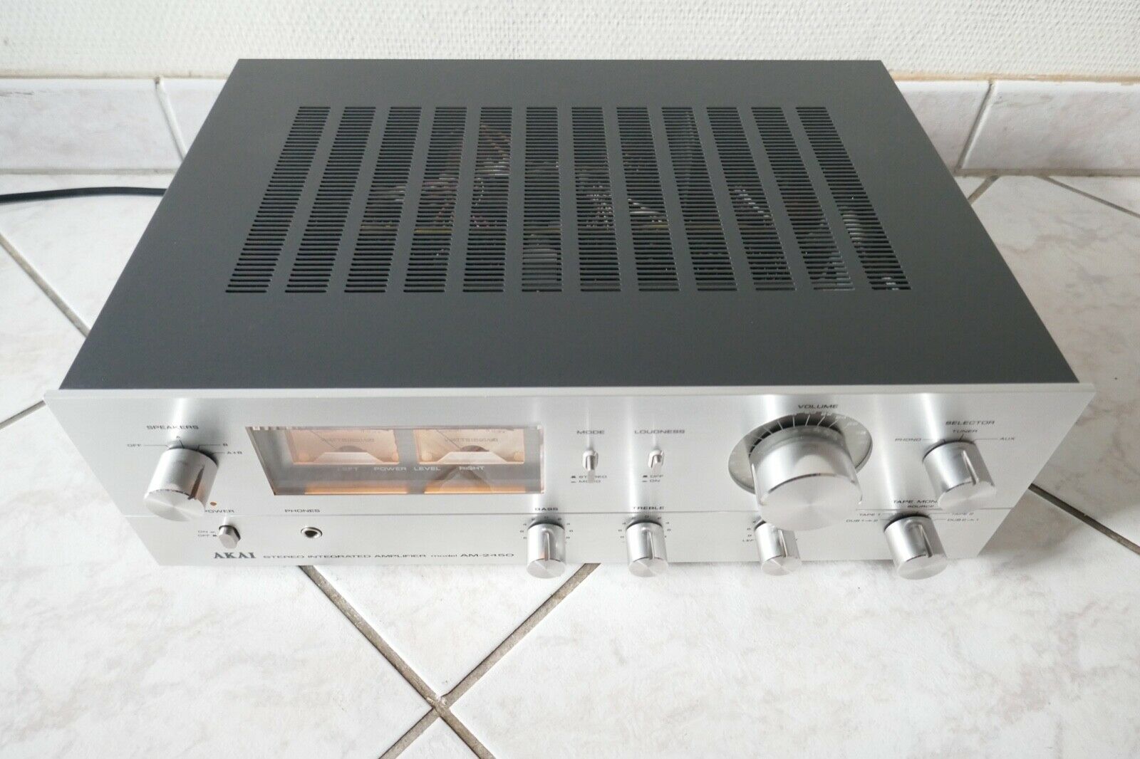 AMPLIFICATEUR AKAI STEREO INTEGRATED AMPLIFIER MODEL AM-2450 / VINTAGE ...