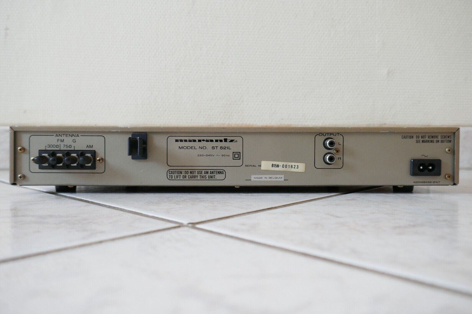 MARANTZ SYNTHESIZER STEREO TUNER ST521L / VINTAGE TUNER RADIO - HIFI / SON/TUNER / RADIO TUNER ...