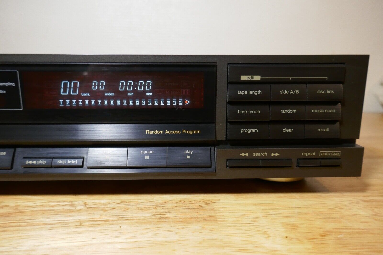 LECTEUR COMPACT DISC TECHNICS COMPACT DISC PLAYER SL-P202A / VINTAGE ... LECTEUR COMPACT DISC TECHNICS COMPACT DISC PLAYER SL-P202A / VINTAGE ...