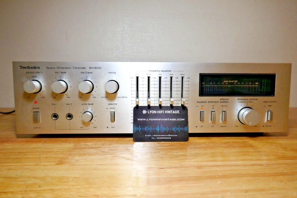 EQUALIZER ECHO SPACE DIMENSION CONTROLLER TECHNICS SH-8030 GRAPHIC ...