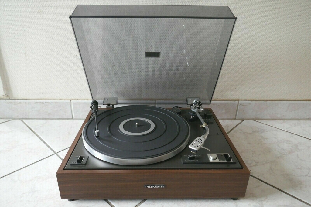 PLATINE VINYLE PIONEER STEREO TURNTABLE MODEL PL-15R / VINTAGE TURNTABLE USED - HIFI / SON ...