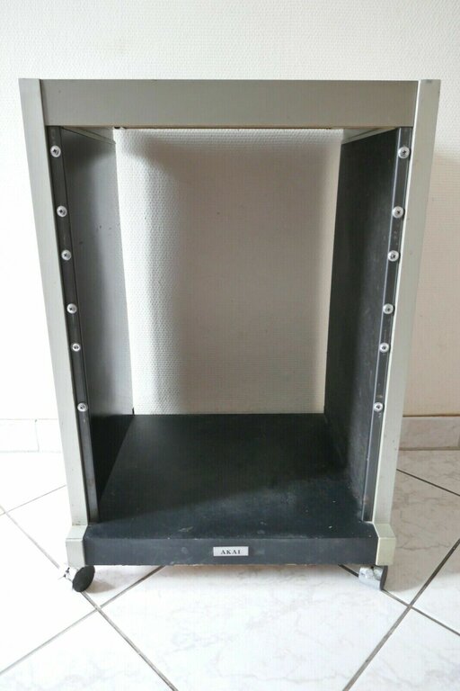 MEUBLE HIFI A ROULETTES AMPLI TUNER ET CASSETTE A RACK SERIES 2350 ...