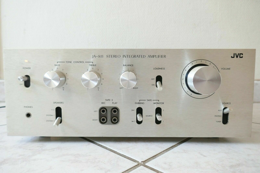 AMPLIFICATEUR JVC STEREO INTEGRATED AMPLIFIER JA-S11 / VINTAGE HIFI ...