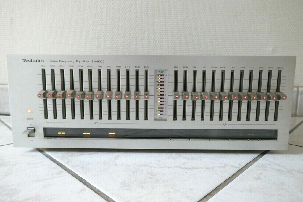 EQUALISEUR EGALISEUR EQUALIZER TECHNICS STEREO