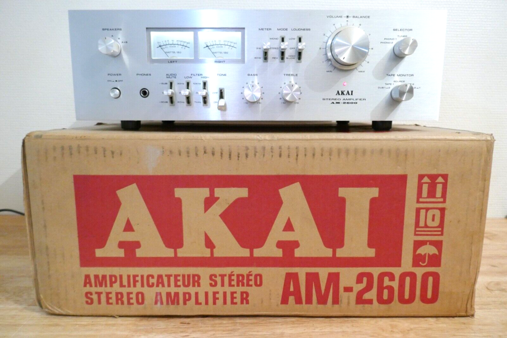 AMPLIFICATEUR AKAI STEREO AMPLIFIER AM-2600 NEUF / VINTAGE AMPLIFIER ...