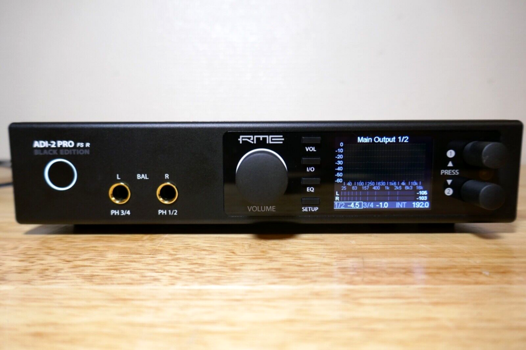 CONVERTISSEUR RME - ADI-2 PRO FS R BLACK EDITION DAC CONVERTER RME ADI2 PRO FSR - ENREGISTREMENT ...