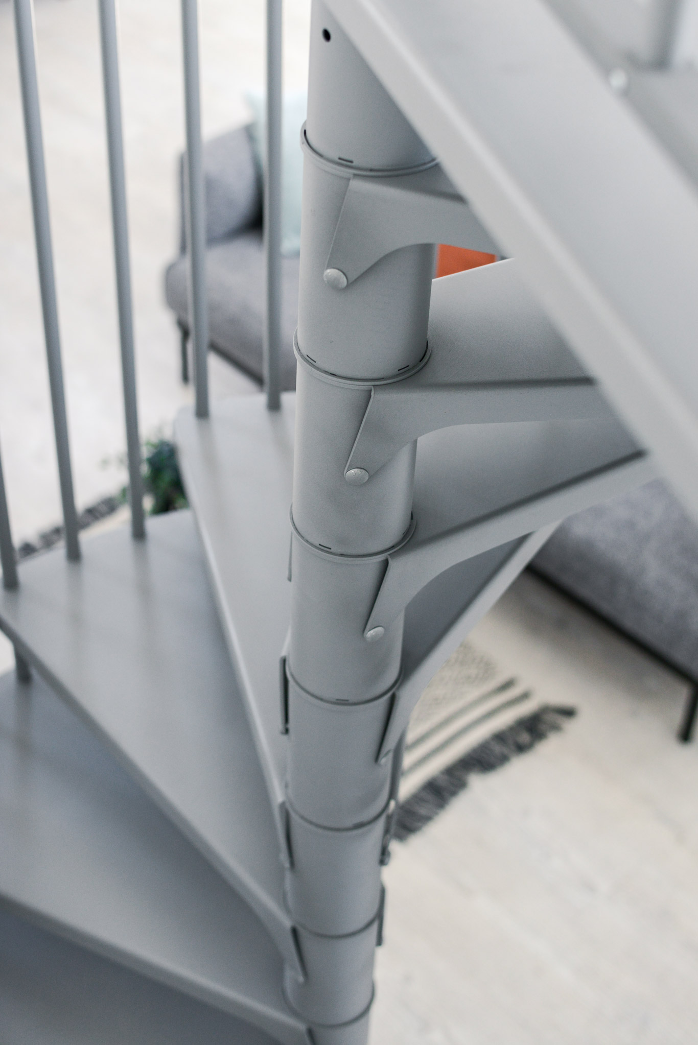 Escalier colimaçon en acier Minka Rondo Smart Ø 160 cm