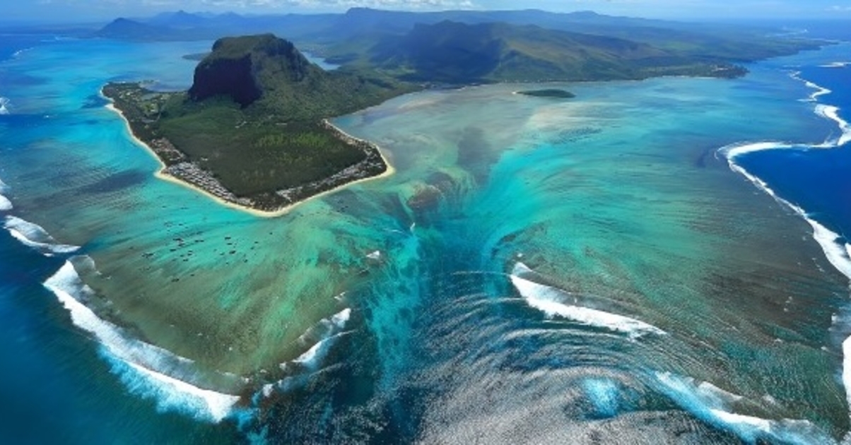 Cascade sous-marine - Destination Ile Maurice