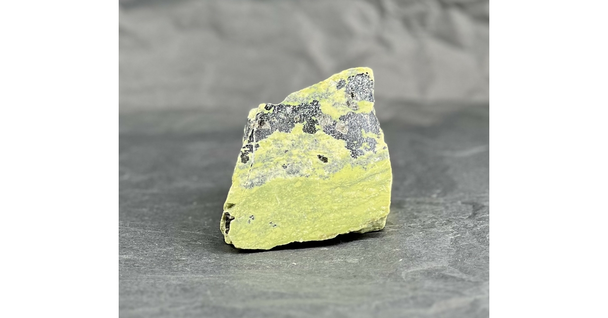 Serpentine une face polie 306g environ - Blocs minéraux Brut/Bloc brut ...